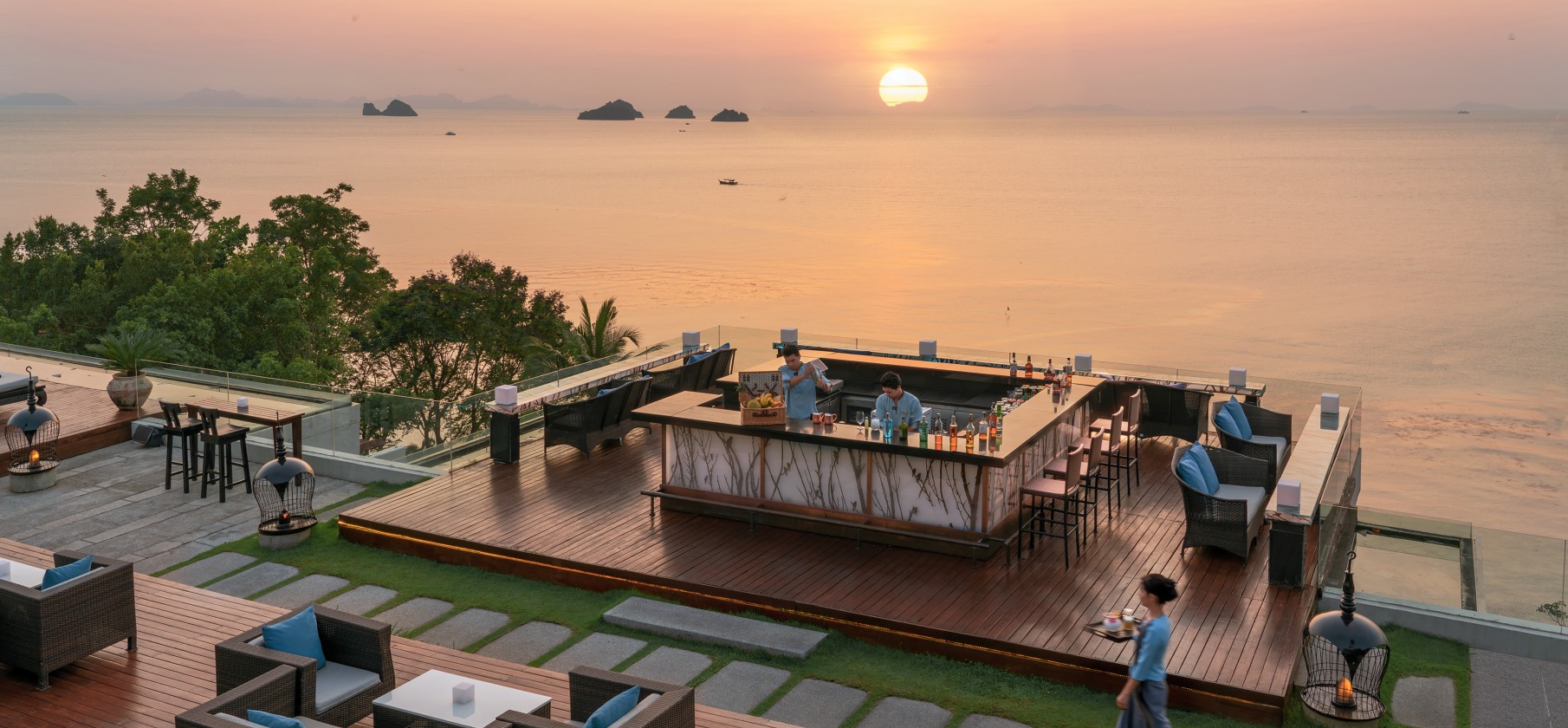Best Bars To Drink In Thailand - Exotic Voyages