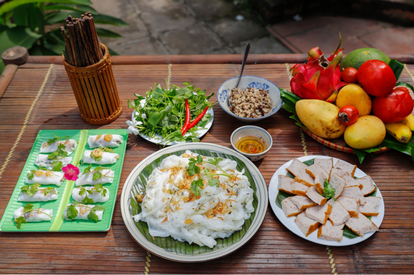 Banh Cuon - The Beloved Street Food Dish in Hanoi - Exotic Voyages